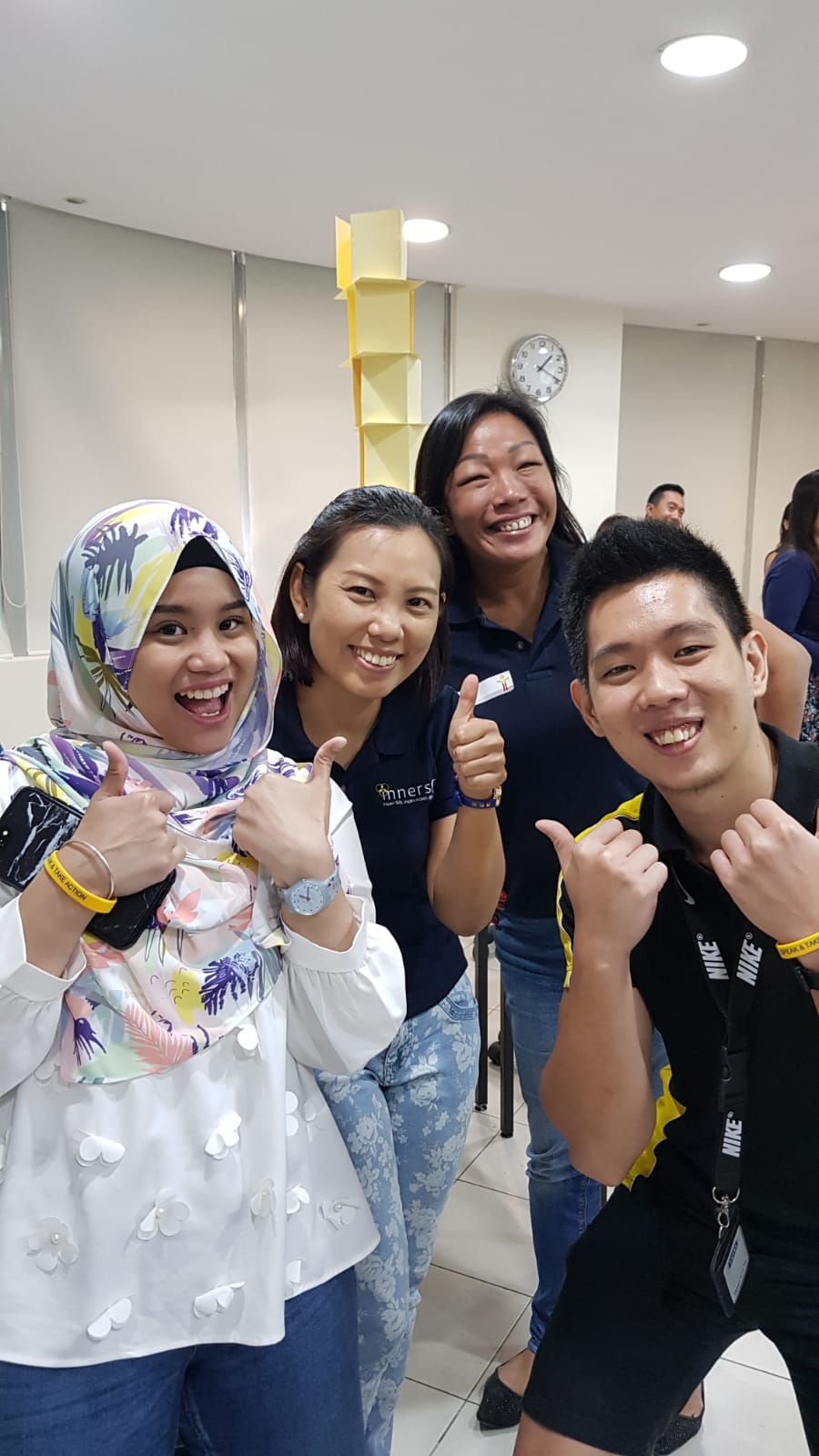 E-Colors Staff Workshop At Sunbeam Place - Innerstar