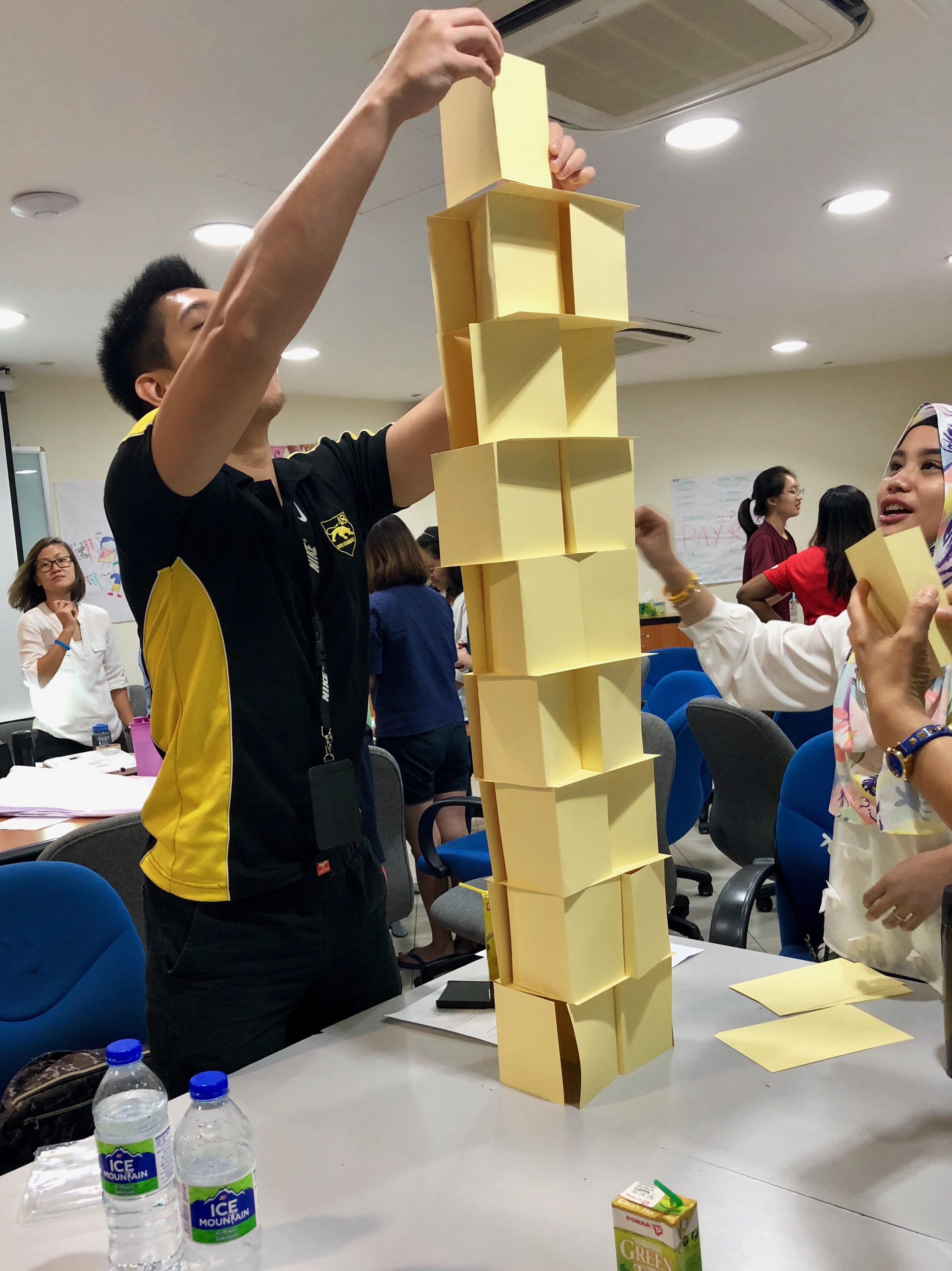 E-Colors Staff Workshop At Sunbeam Place - Innerstar